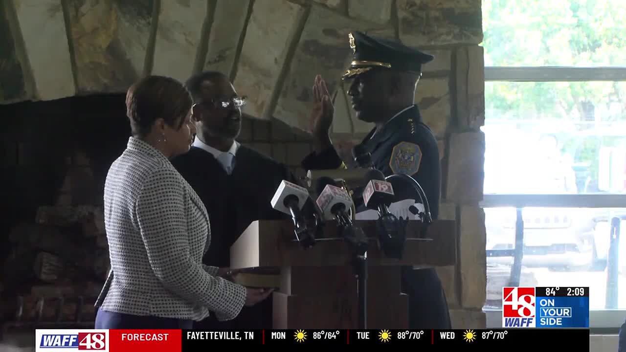 Torry Mack sworn in as new Decatur police chief