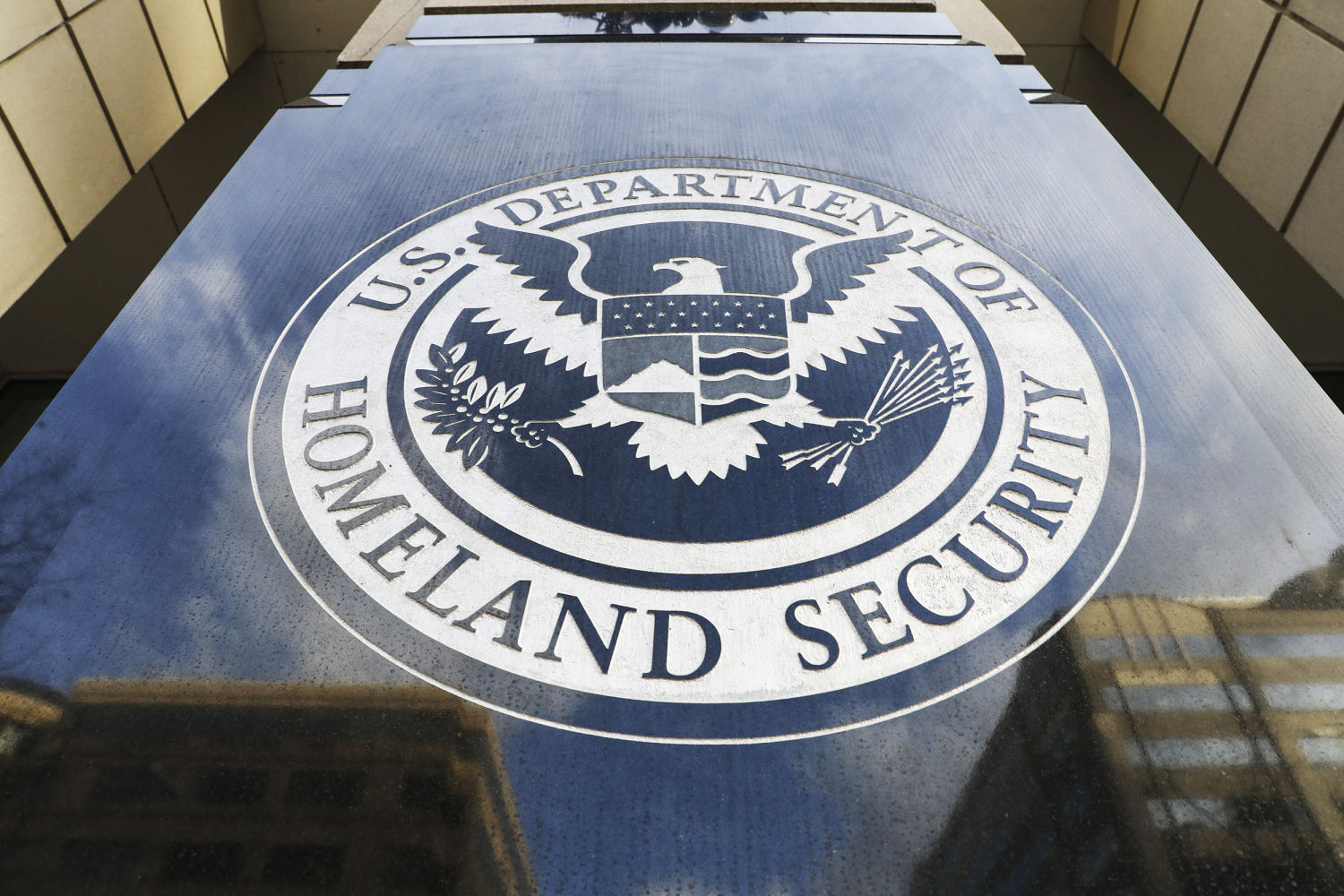 Homeland Security stonewalling info on non-citizen DNA collection ...