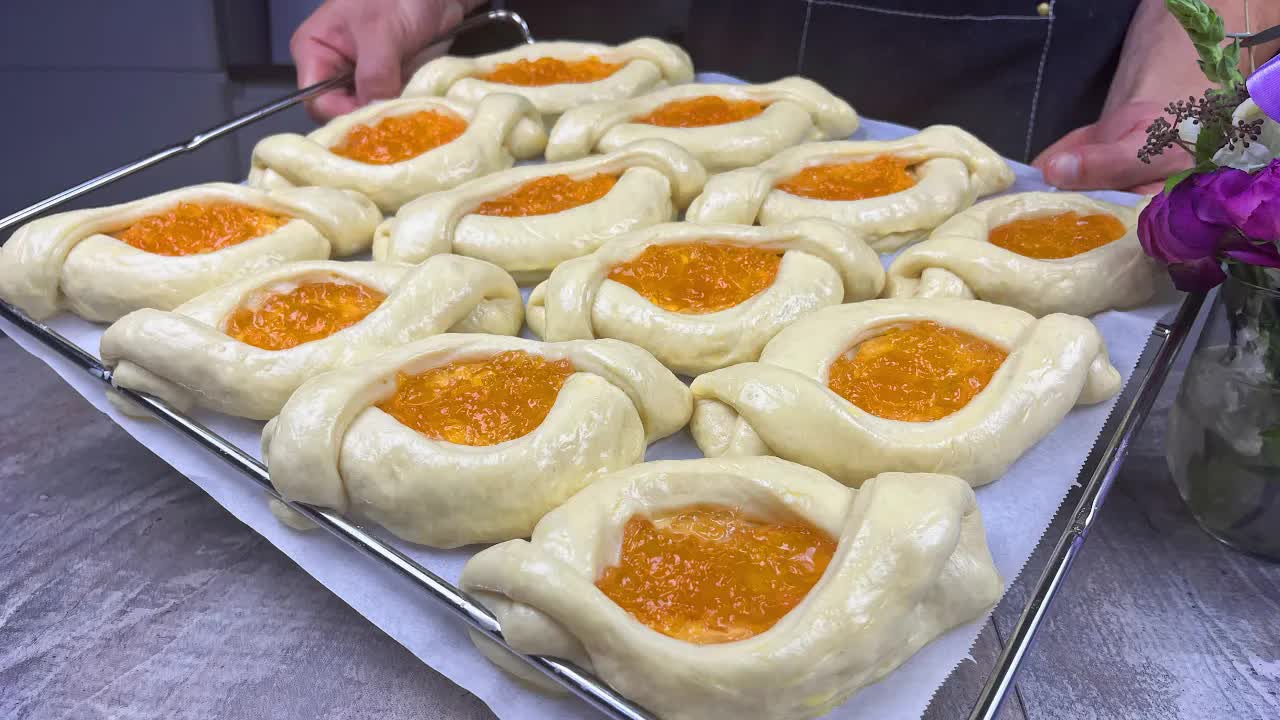 I couldn't stop eating when I made these scones! Much tastier than ...