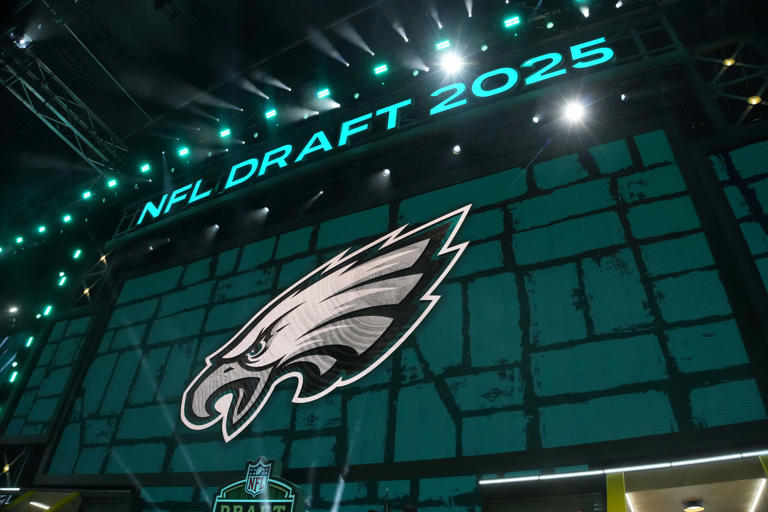 Eagles NFL draft-night trade history under GM Howie Roseman