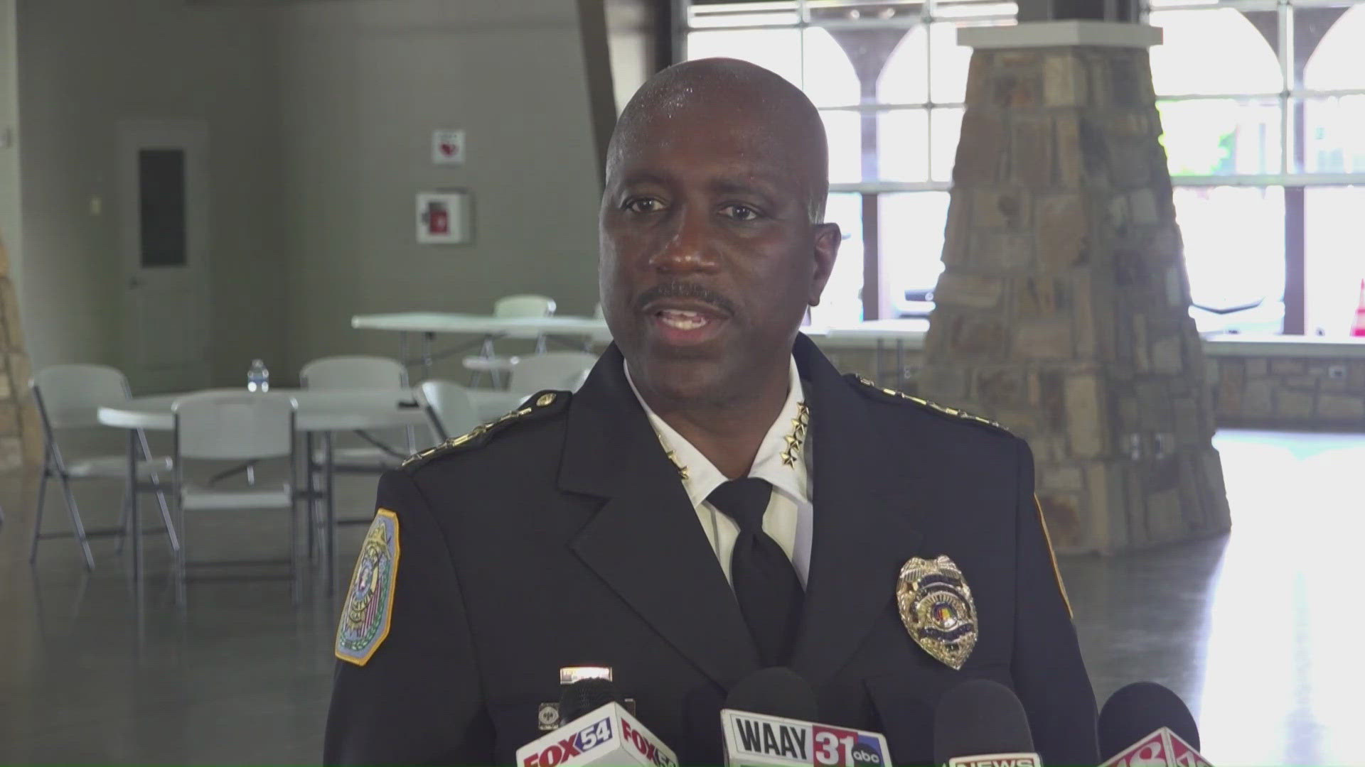 New Decatur Police Chief Torry Mack sworn in