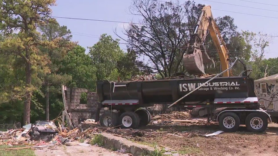 Community cleanup effort launched for Gladstone home explosion