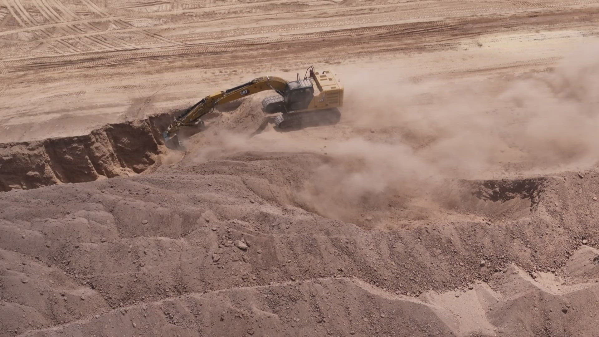 VIDEO: Tractors digging trenches at Hickman’s Family Farms, site of 6 ...