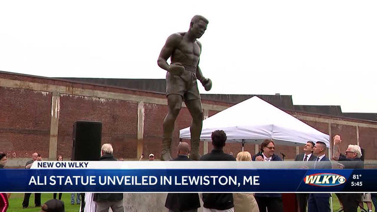'A privilege': Statue of Muhammad Ali unveiled in Maine