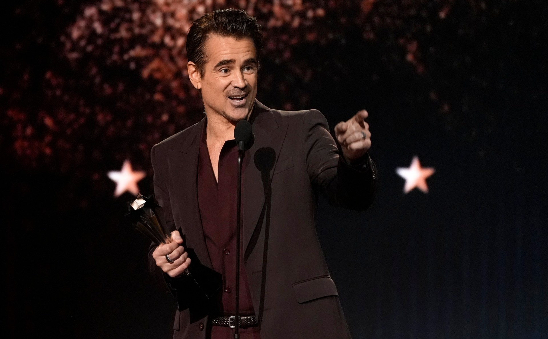 Colin Farrell had to work '18 hour days' as Penguin transformation ...