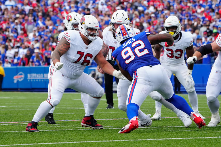 Left guard position would improve for the Chargers by adding this veteran