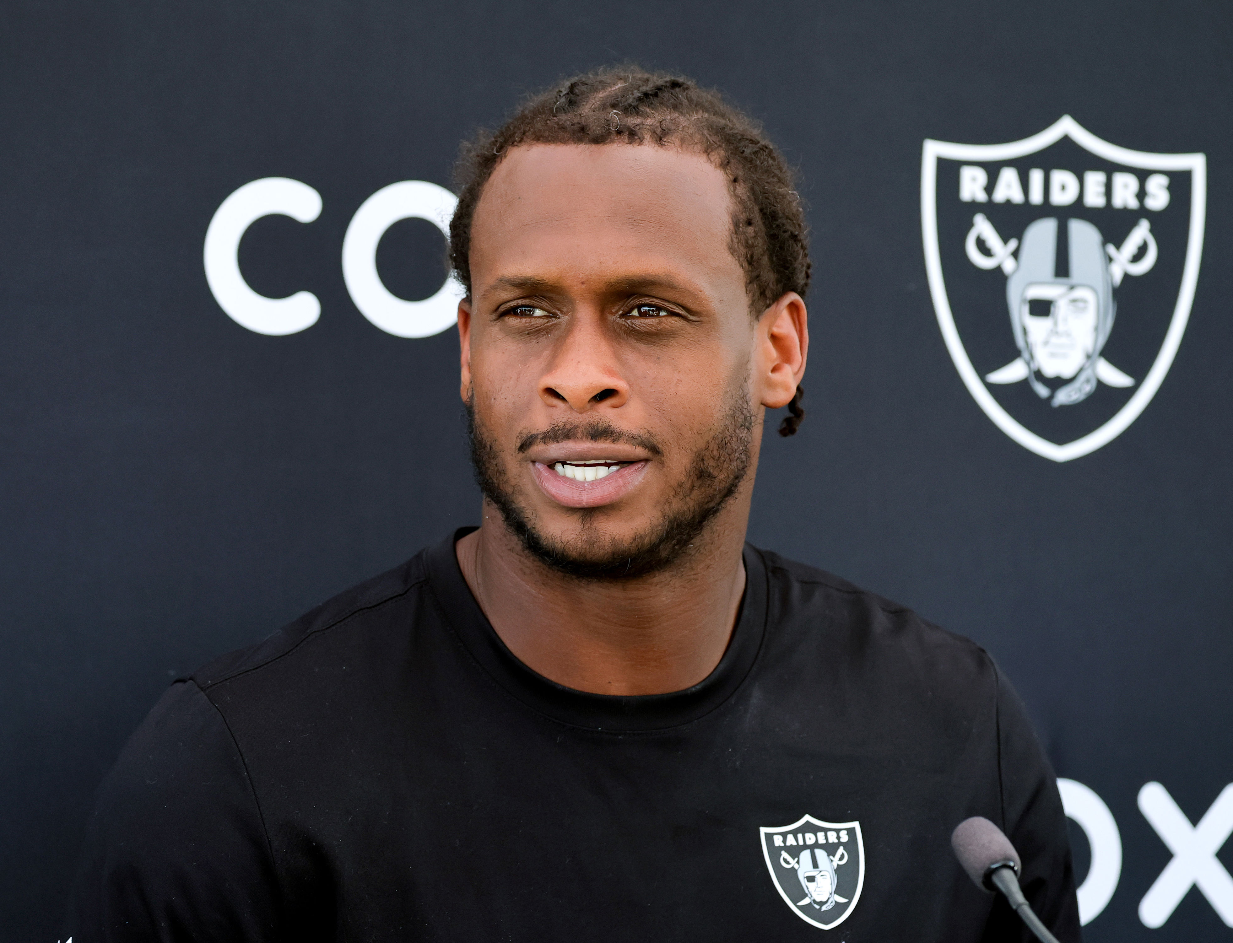 Raiders QB Geno Smith Spams ‘Big Bucks’ Trash Talk During Heated Verbal ...