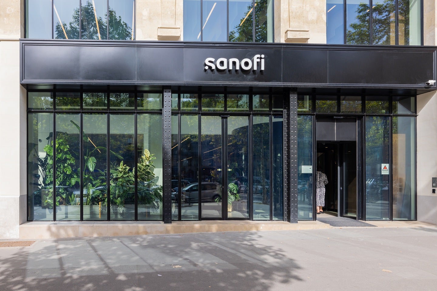 Sanofi to expand immunology offerings with Blueprint Medicines