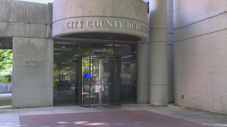Knoxville Public Building Authority scammed out of $758,000, police ...