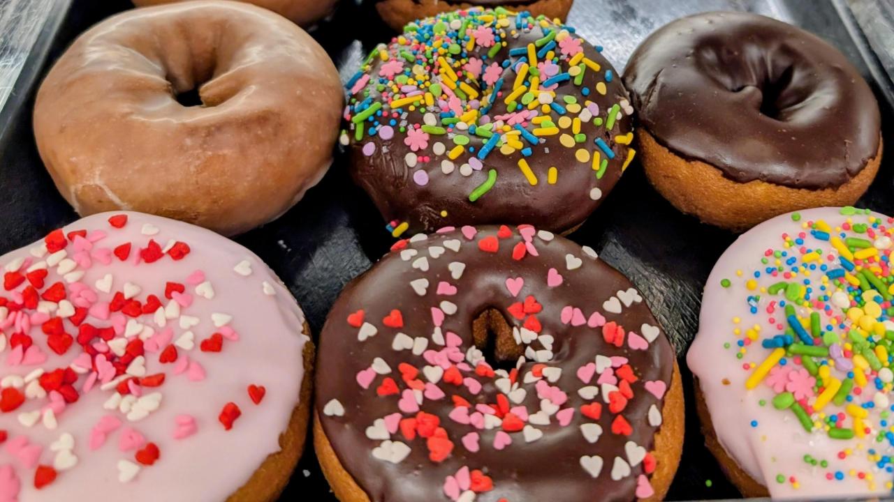 List of National Donut Day 2025 freebies on June 6