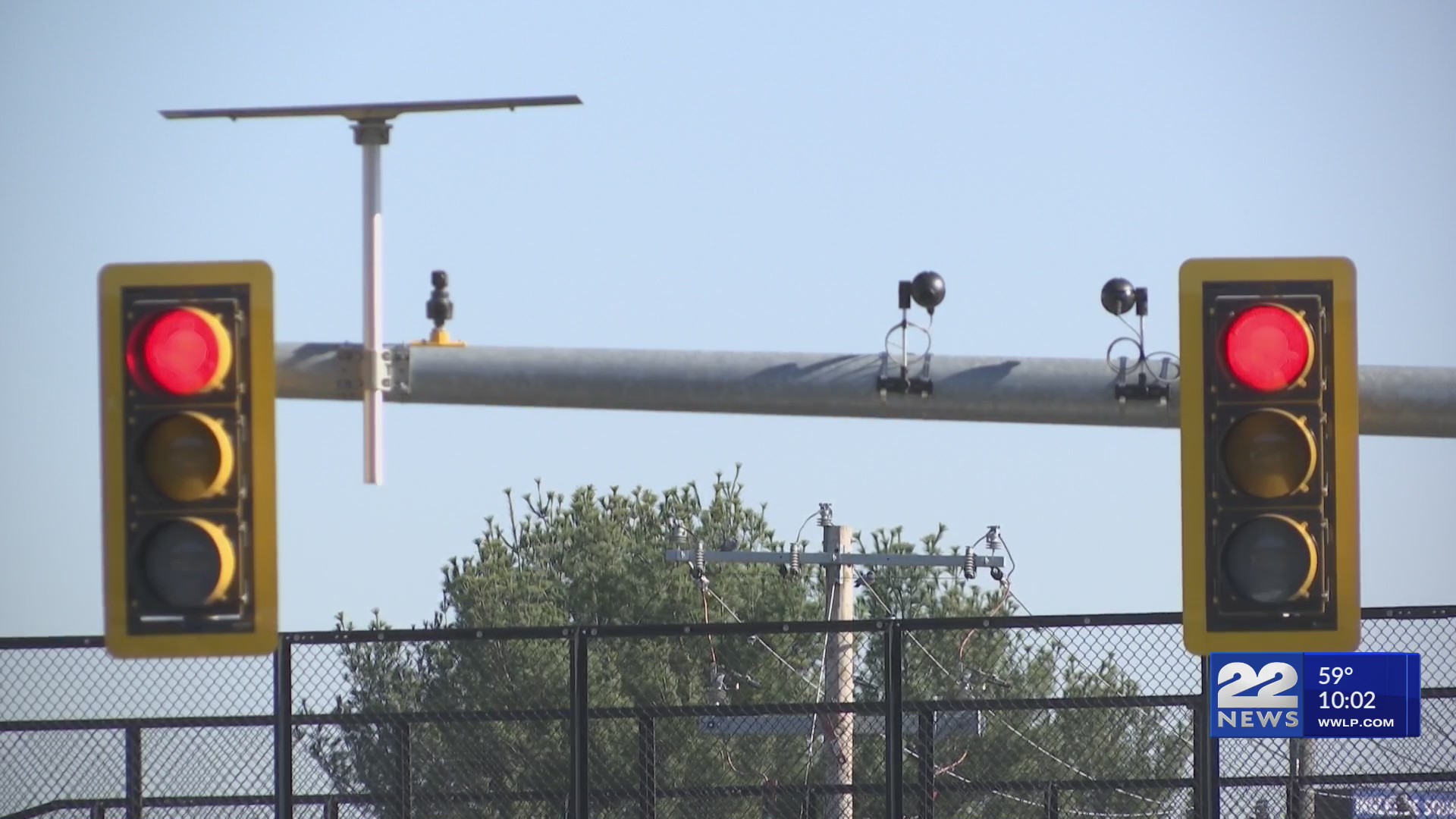 Rep. Ramos proposes bill for red light cameras in Mass.