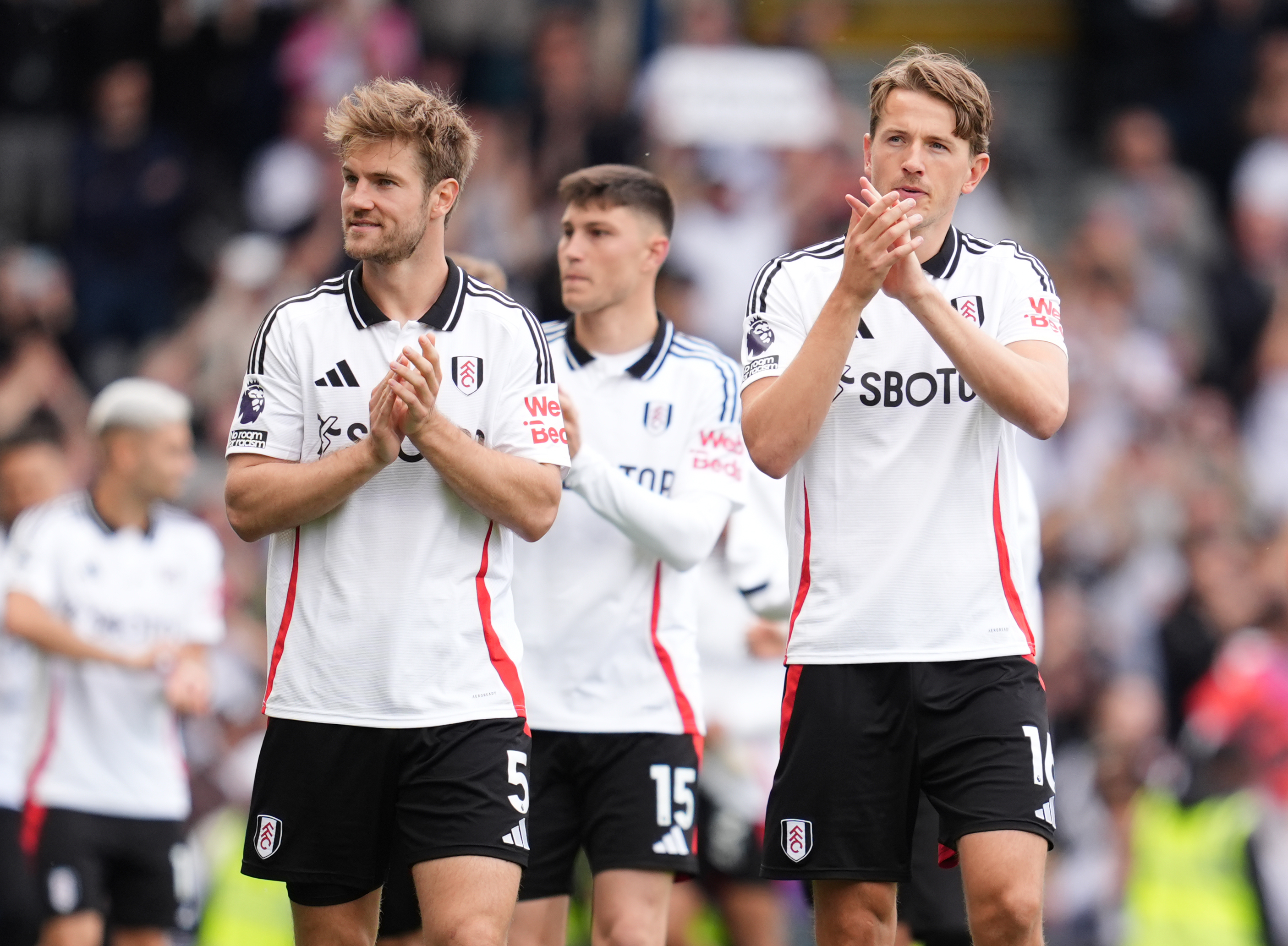 Bookies' predicted final 2025-26 Premier League table as stars leave ...