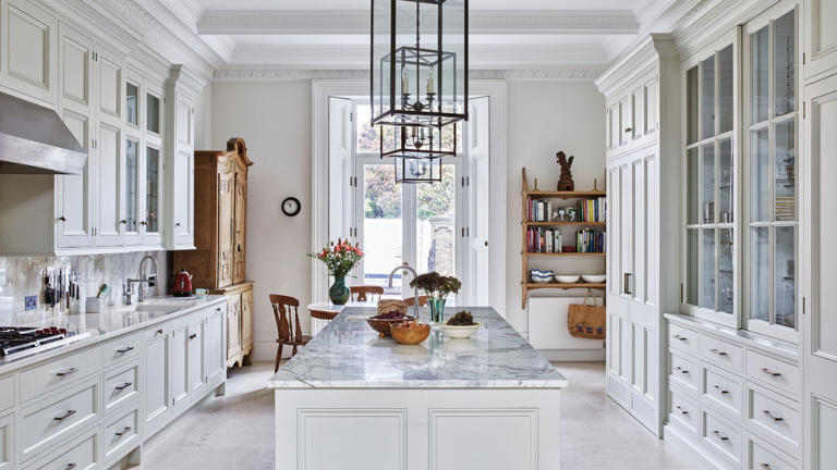 8 cheap things to thrift that will actually make your home look more ...