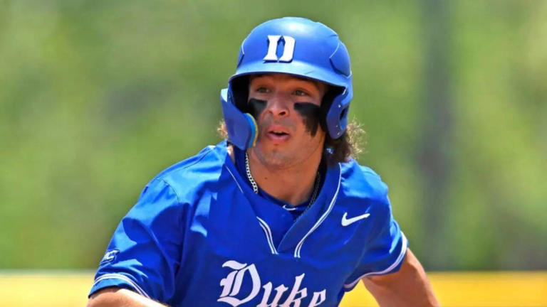 Tensions boil as Wake Forest coach appears to yell at Tennessee star ...