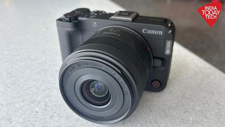 Canon EOS R50 V review: Compact and made for content creators