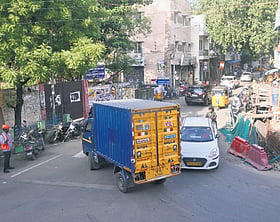 Metro rail works pave way for traffic chaos at Ayanavaram, Perambur