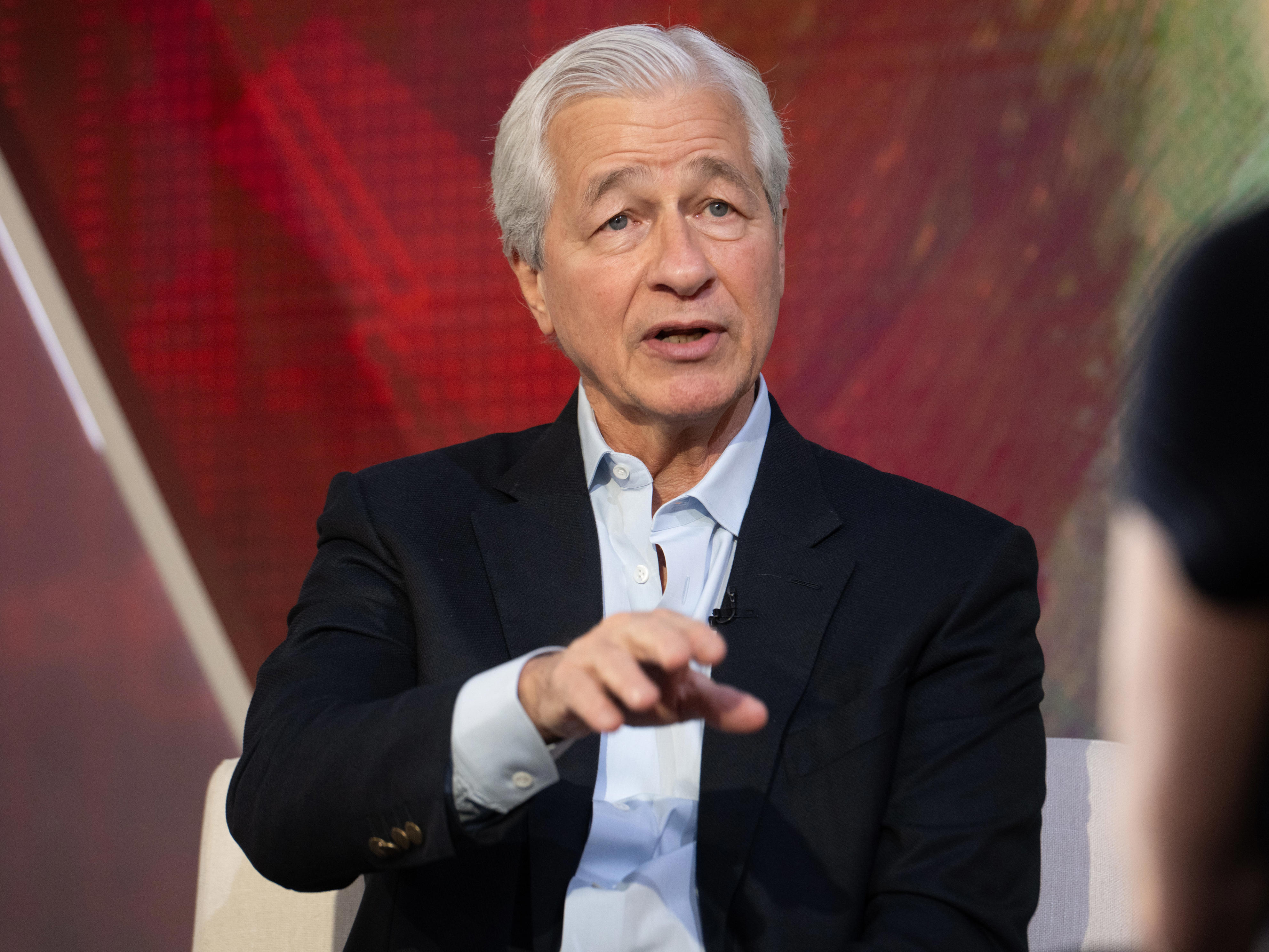 Jamie Dimon says the markets feel 'complacent' right now — and he's not ...