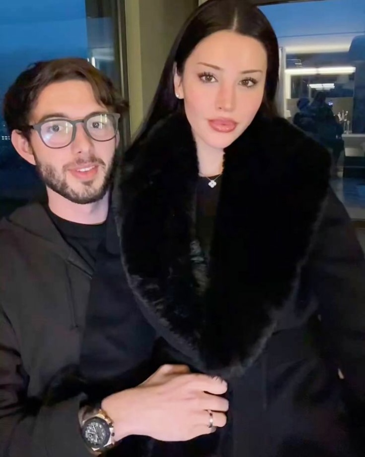 YouTuber Wizard Liz shares first Instagram post featuring baby ...