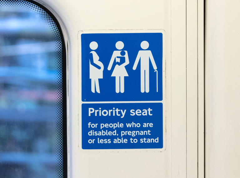 Londoner claims men shouldn’t sit down on the Tube – here’s what Metro ...