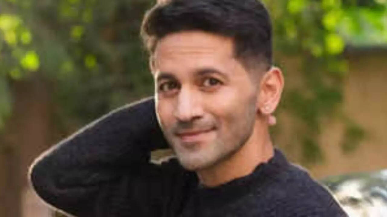 Actor Vibhu Raghave dies after cancer battle: Subtle signs of colon ...