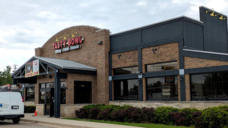 Three Fairview Heights restaurants are close to opening. Here's where ...