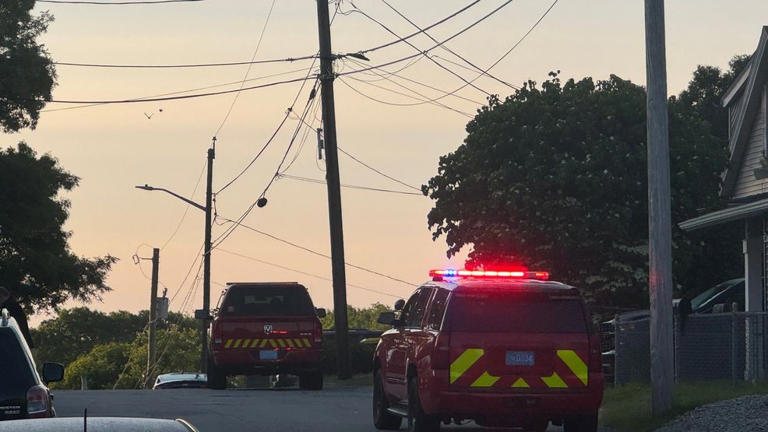 2 hospitalized following early morning fire in Fall River