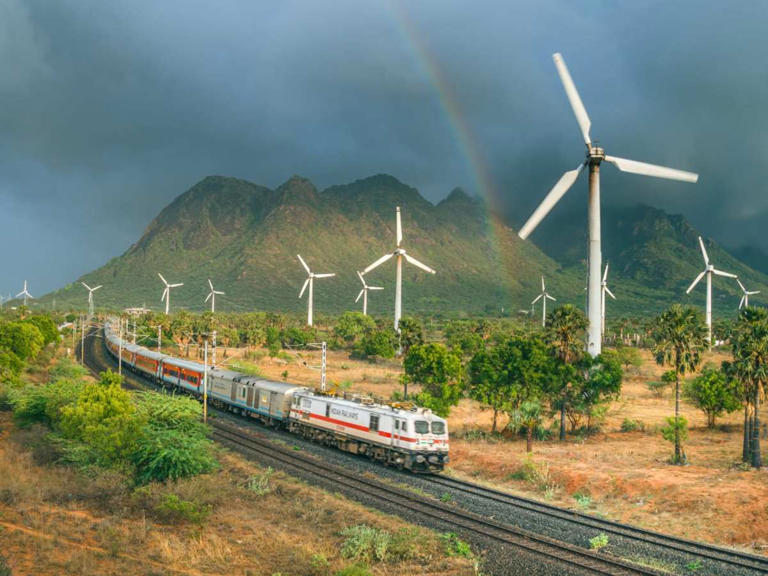 7 Must-See Train Journeys Leading To Mumbai's Beauty