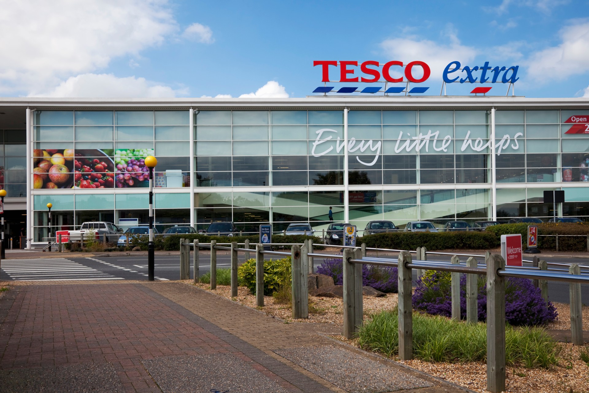 Tesco introduces new car park perk for shoppers — but you’ll need a ...