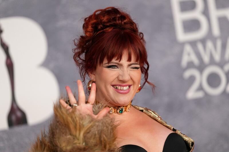 Irish singer CMAT to play famous Pyramid Stage at Glastonbury alongside ...