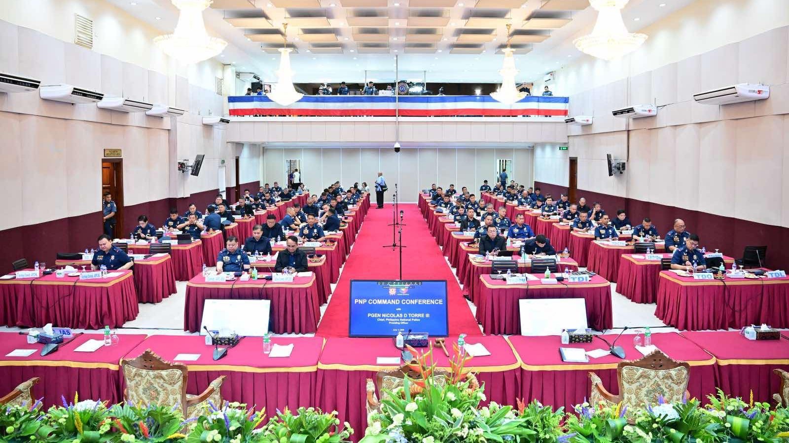 New PNP chief Torre holds first command conference