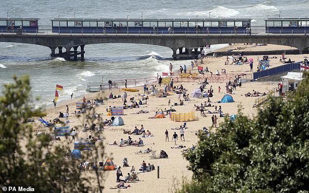 Climate scientists call for immediate action to tackle global warming ...