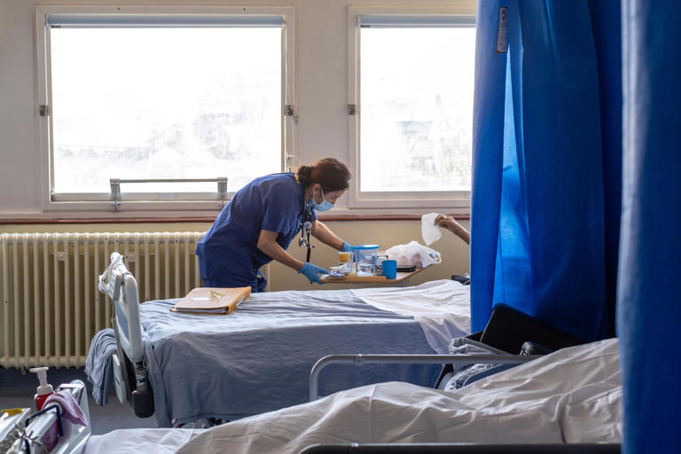 Cancer research in ‘golden age’ as death rates drop – but cases are on ...