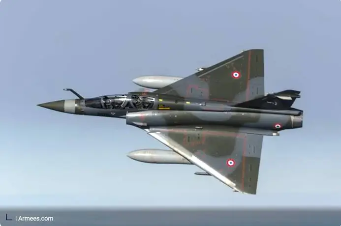 Γαλλία: Επίδειξη αναβαθμισμένου μαχητικού αεροσκάφους Mirage 2000D RMV ...