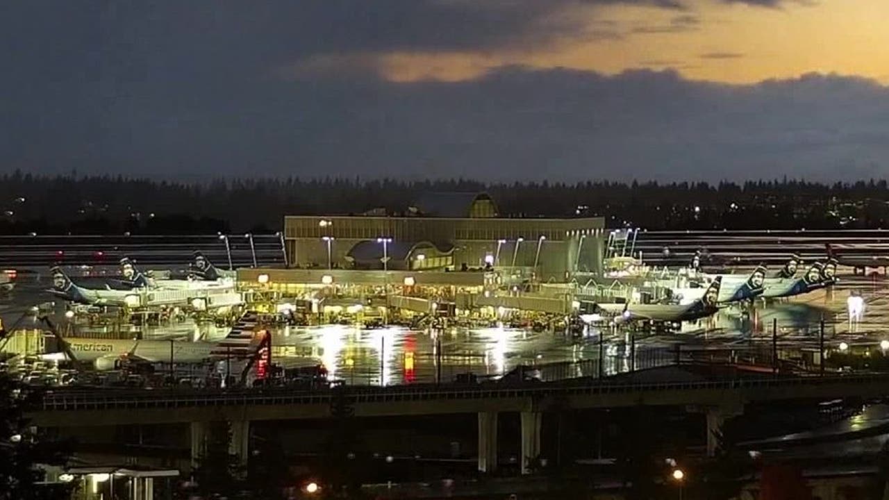 Filipino father with green card detained at Sea-Tac Airport, ICE ...