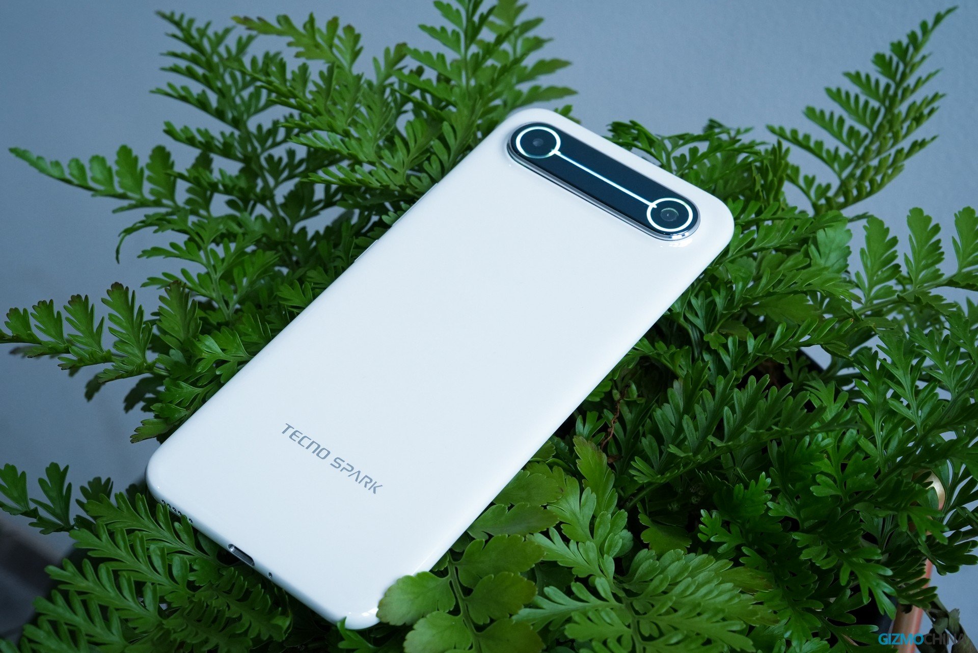 Thin Again, But Different: The Return of Slim Phones in 2025