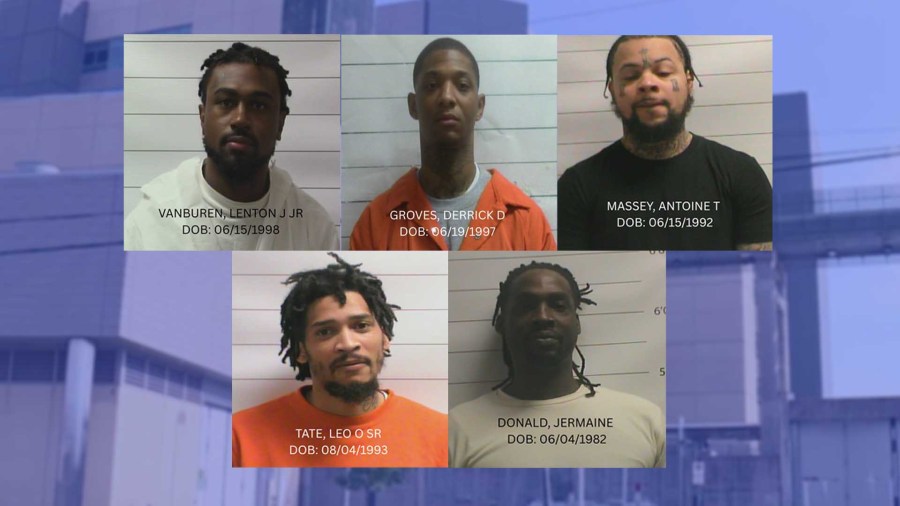 NOLA jailbreak: Fourth person arrested as manhunt continues