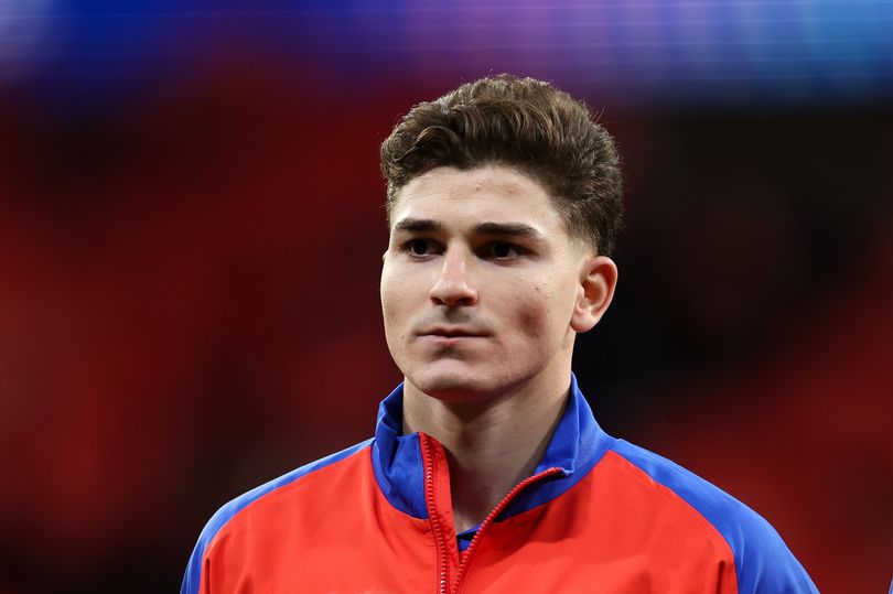 Julian Alvarez transfer stance clear as Liverpool face Man City competition