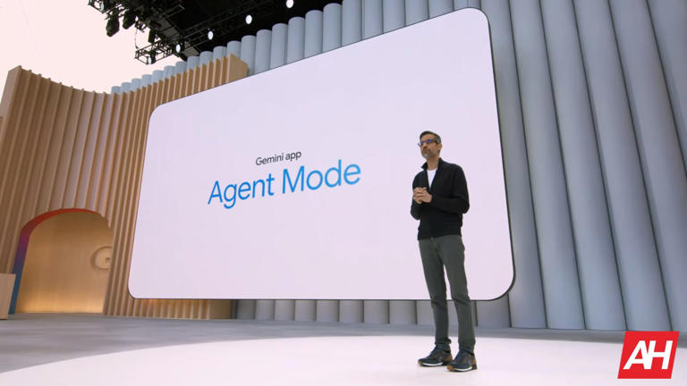 Google’s Gemini Is So Far Ahead, Apple's Siri Looks Like a Fossil