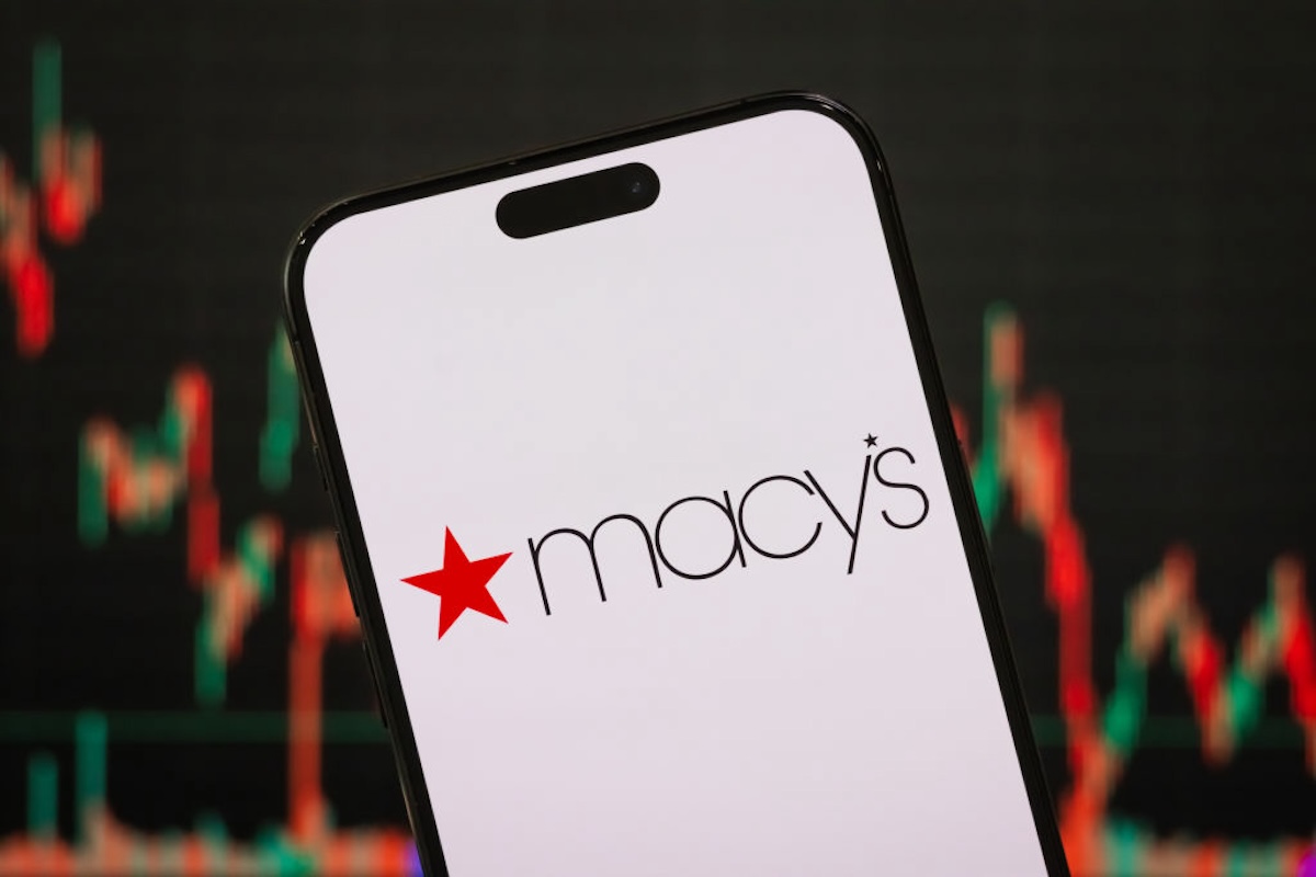 Shop Memorial Day Deals at Macy's: Up to 60% off Summer Styles, Home, Beauty and More