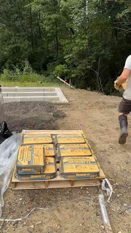 Building a Retaining Wall Out of Concrete Bags