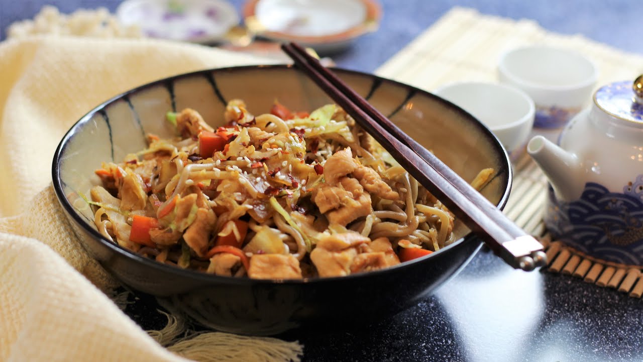 Yakisoba Chicken Recipe: Quick and Delicious
