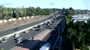 Crash briefly shuts down northbound Highway 99 in Sacramento