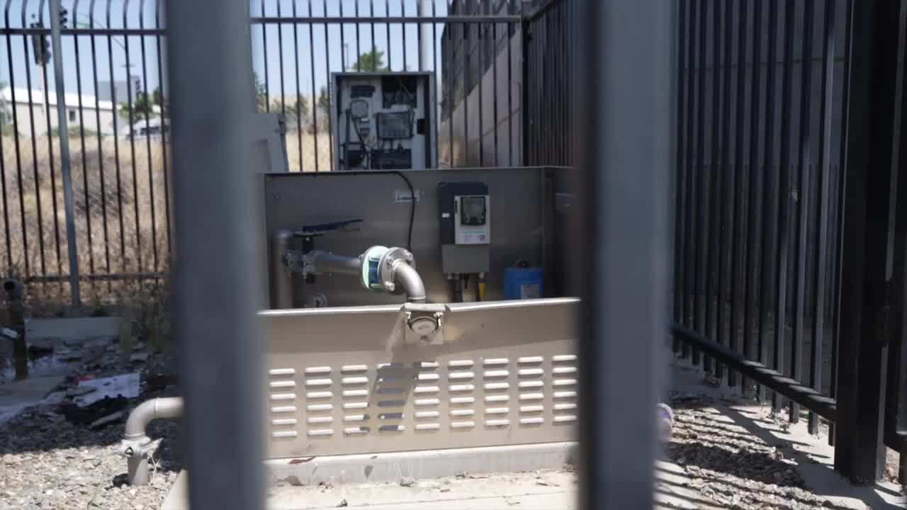 Damaged Caltrans utility box raises safety concerns along Highway 178