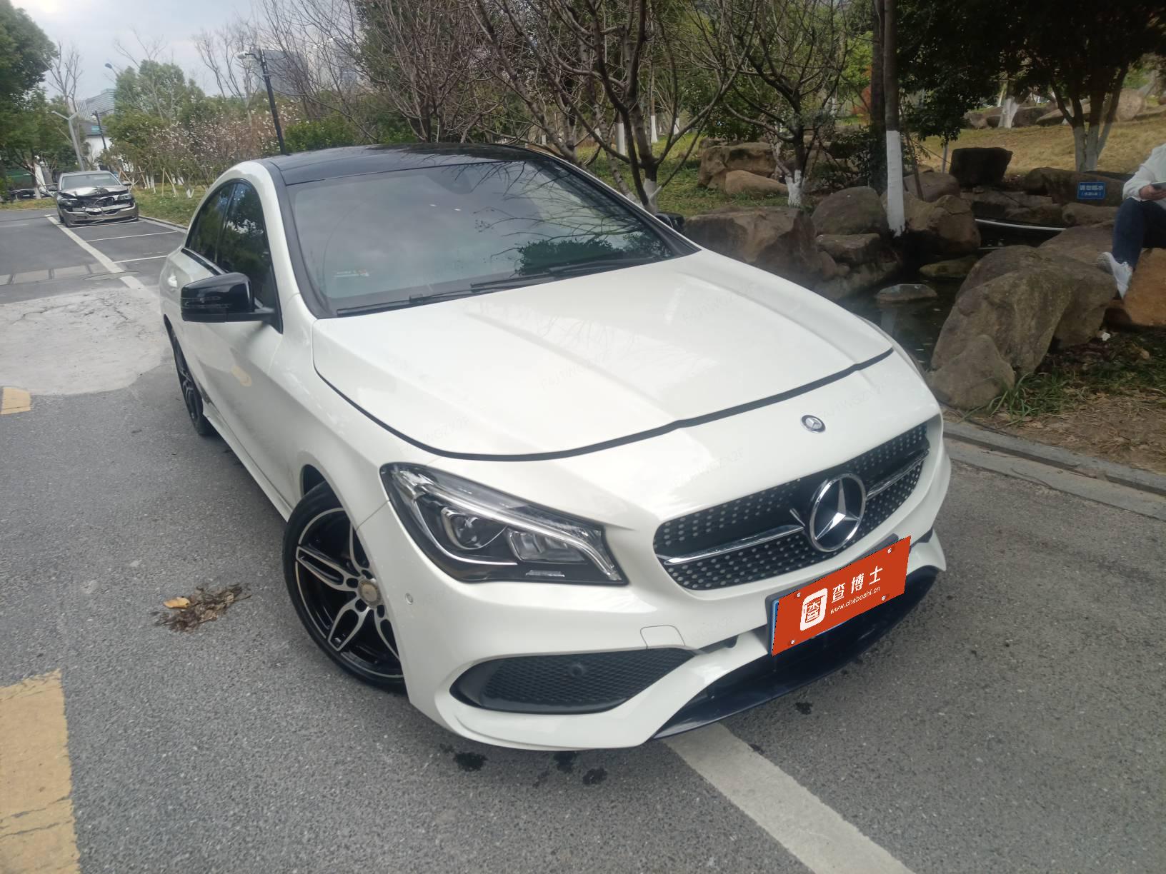 奔驰 奔驰CLA 2016款 改款 CLA 220 4MATIC实拍图