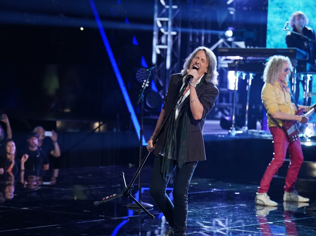 Foreigner Lead Singer Kelly Hansen Announces Departure on ‘The Voice'