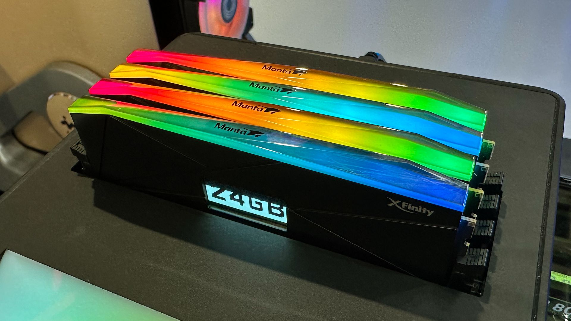 V-Color puts displays on memory modules