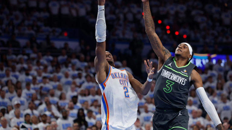 Fans erupt watching Shai Gilgeous-Alexander’s Thunder-Timberwolves Game ...