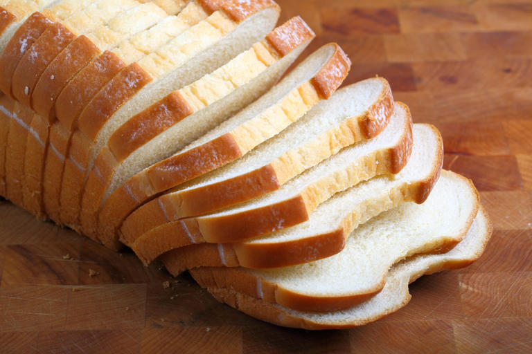 How does white bread stack up to wheat and whole-grain bread? Poorly.