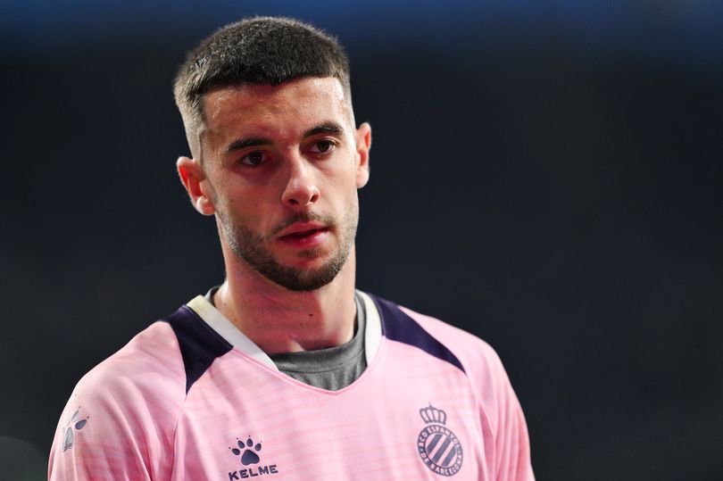 Joan Garcia transfer release clause revealed as Aston Villa await Emi ...