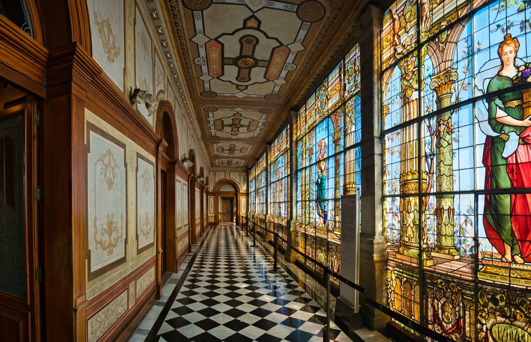 Así se compara el castillo más bonito de España con los del mundo ...